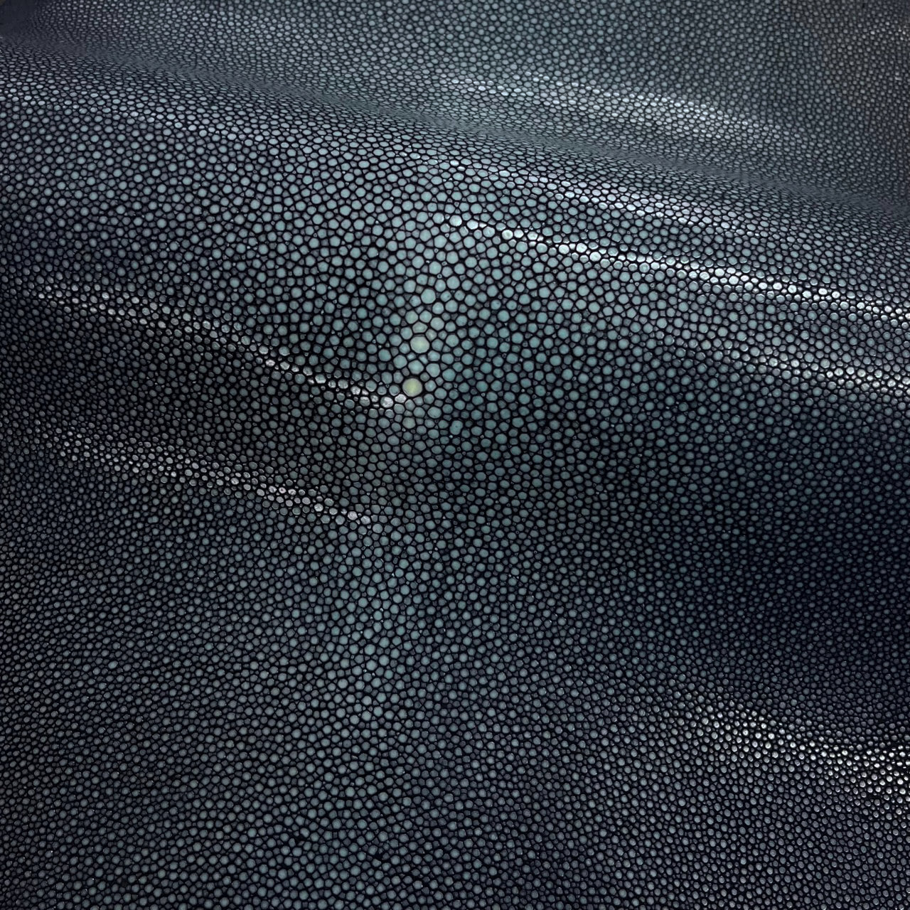Genuine Stingray / Shagreen Leather