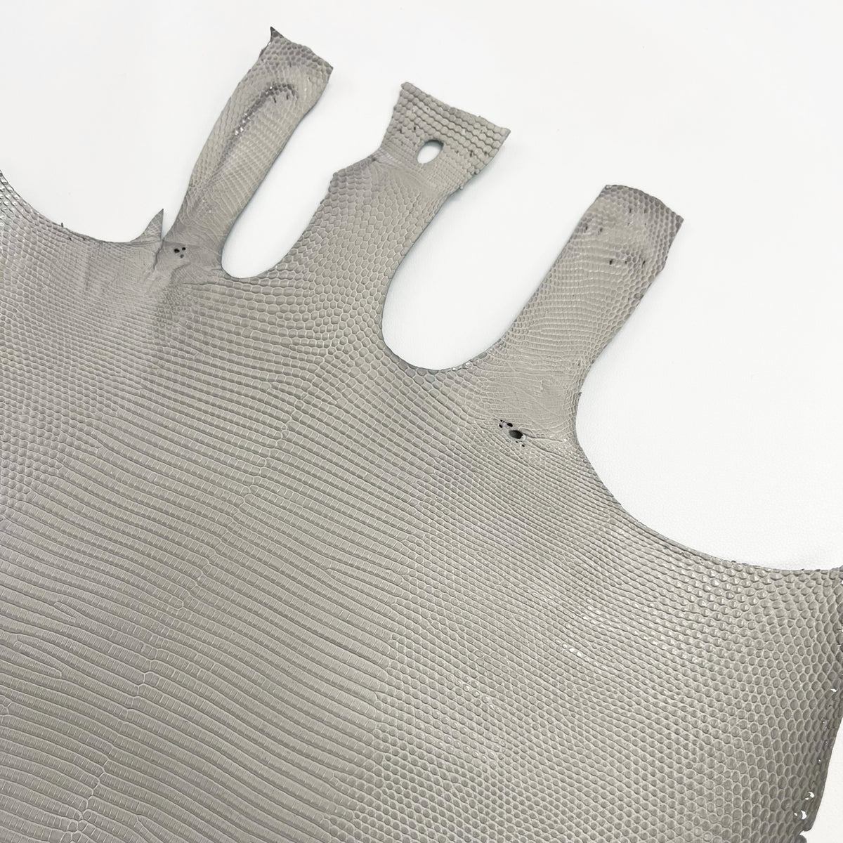 Lizard Skin | Cashmere (Back Cut)