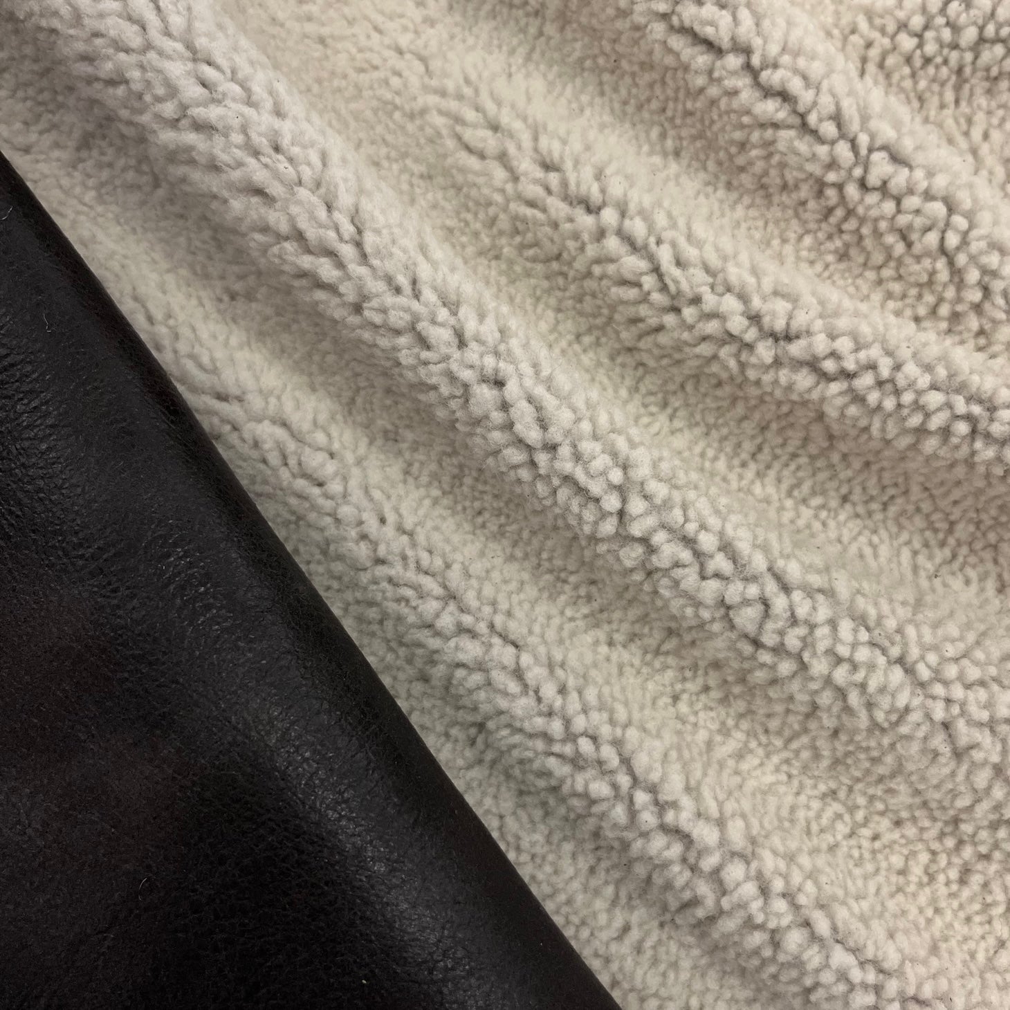 Curly Short Wool Merino Genuine Shearling Hide with Leather Side